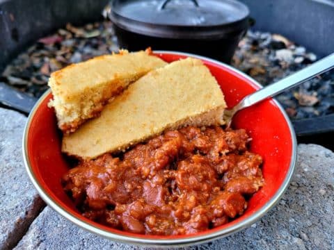 Dutch Oven Cornbread Chili {with Gluten-Free Option} - Campfires and ...